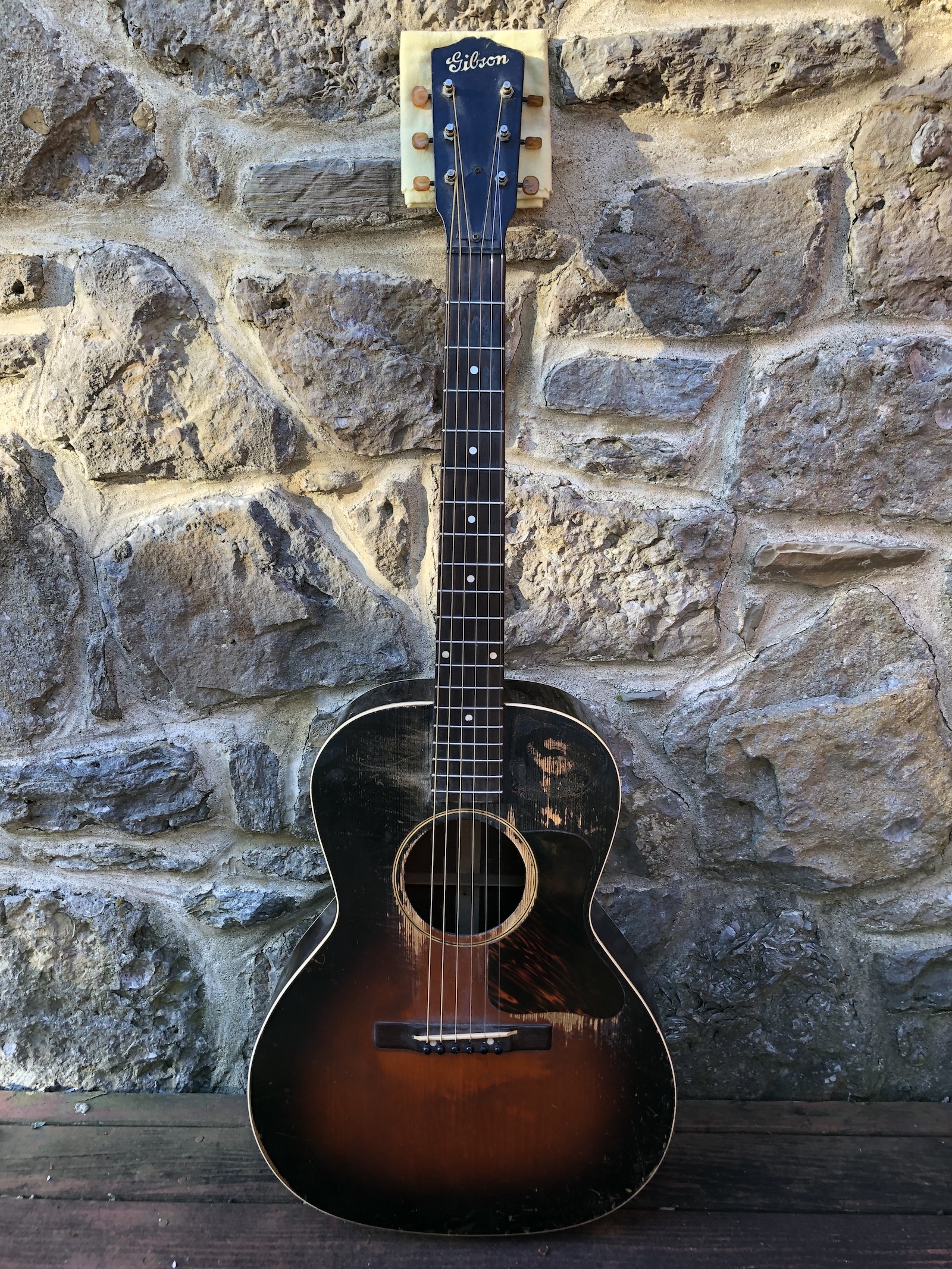 1937 Gibson L-00